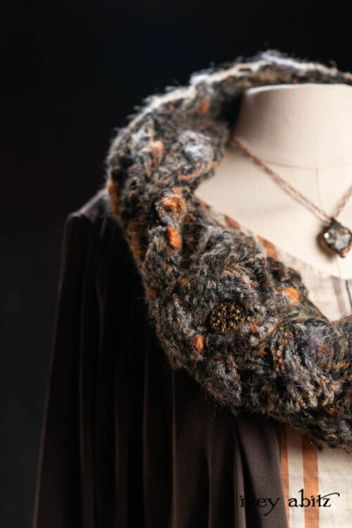 Look 3 - 2023 Winter & Spring | Ivey Abitz